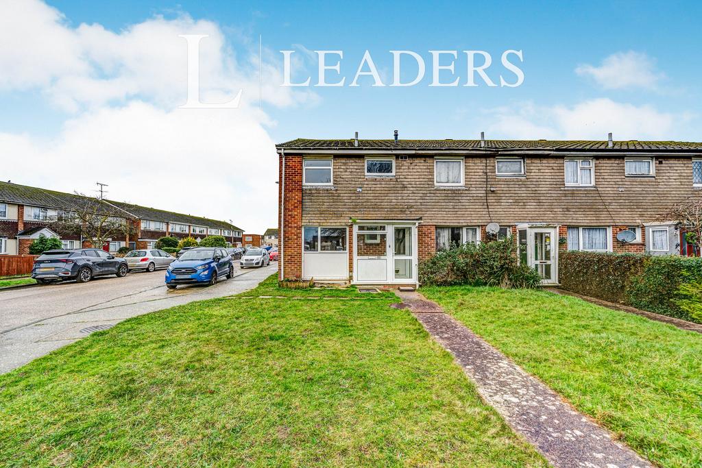 Wheatcroft, Wick 3 bed end of terrace house - £1,300 pcm (£300 pw)