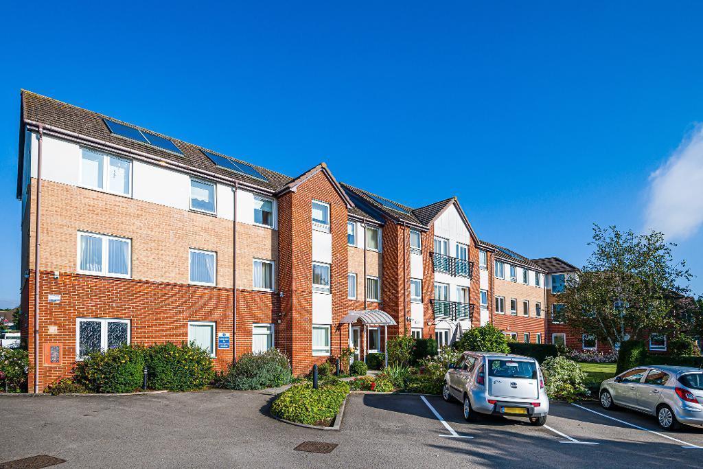 Hughes Court, Lucas Gardens, Luton... 2 bed retirement property - £210,000