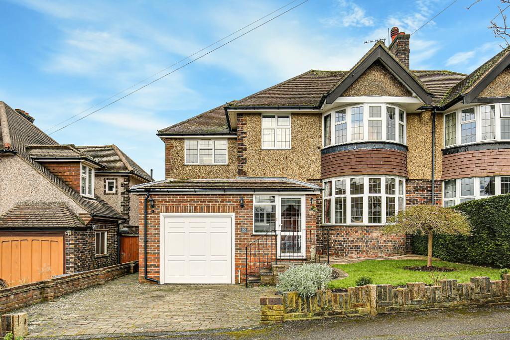 Norfolk Avenue, Sanderstead, CR2 8BS 4 bed semi-detached house - £739,950