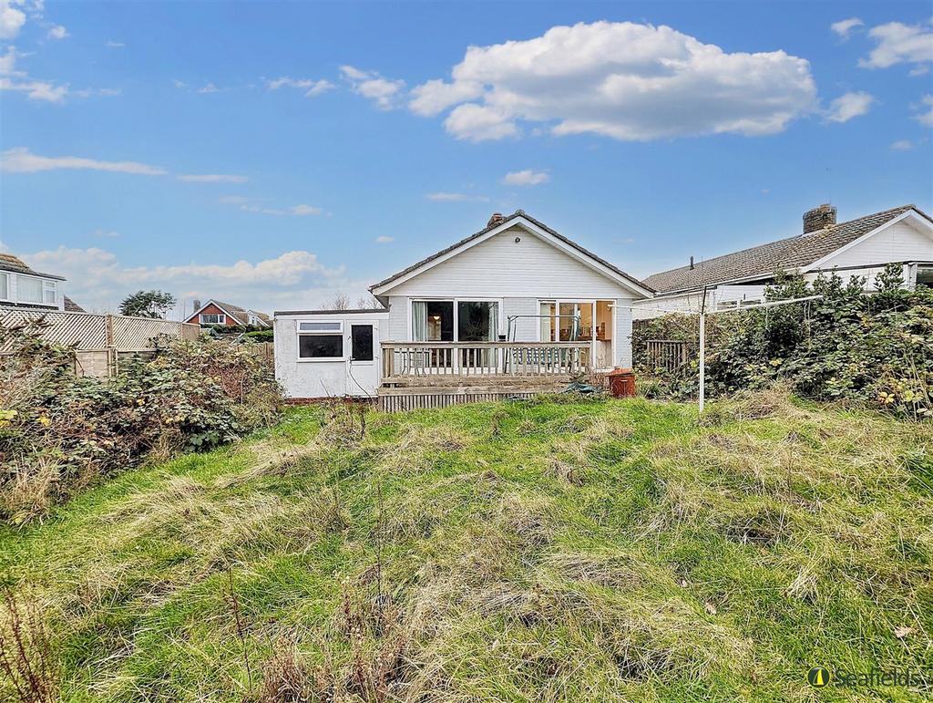 Orchard Road, Seaview, PO34 5JB 2 bed detached bungalow - £300,000