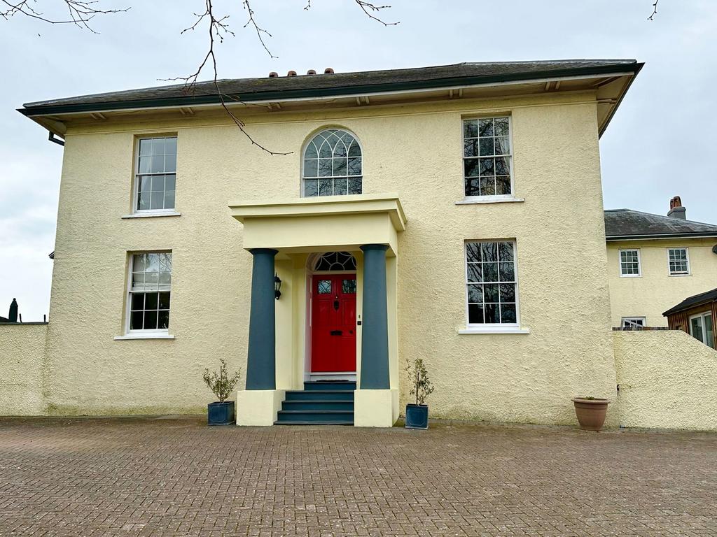 Edginswell Lane, Torquay, TQ2 7JF 4 bed villa - £650,000