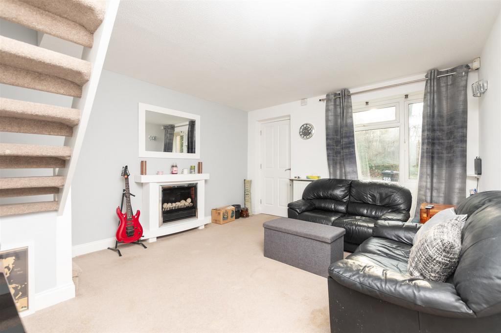 Highview, Vigo Village, Meopham, Kent 2 bed end of terrace house for ...