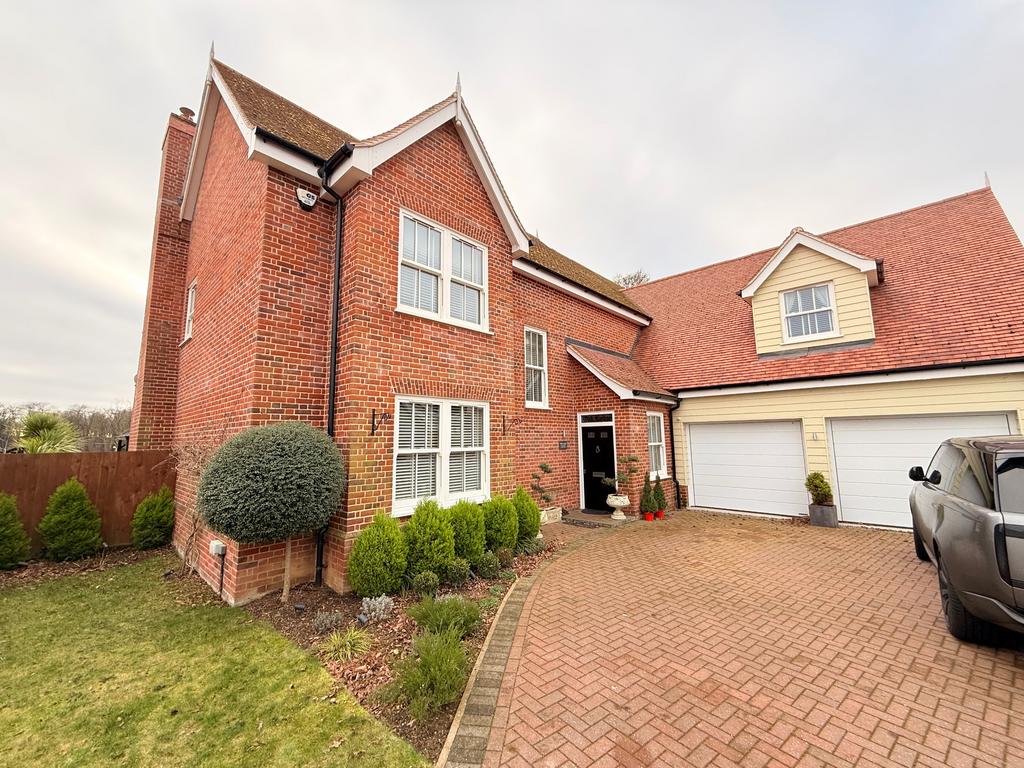 Straight Road, Foxhall, Ipswich IP10 5 bed detached house - £2,995 pcm ...