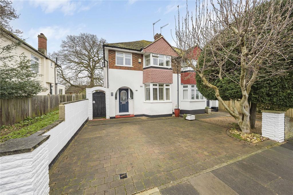 Beech Way, Twickenham 3 bed semi-detached house for sale - £675,000
