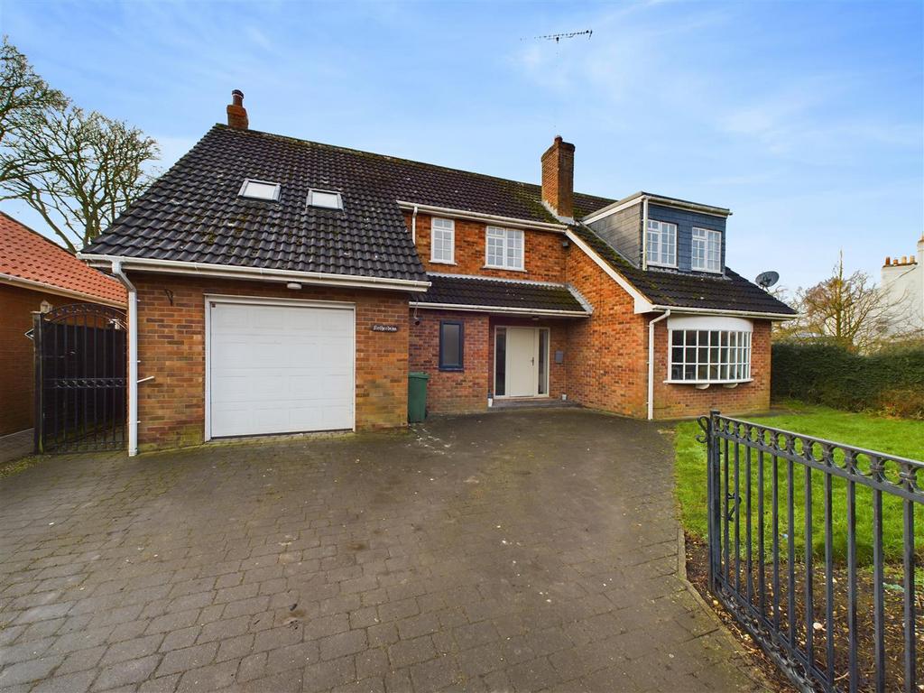 Netherdean, Nethergate, Nafferton... 4 bed detached house - £475,000