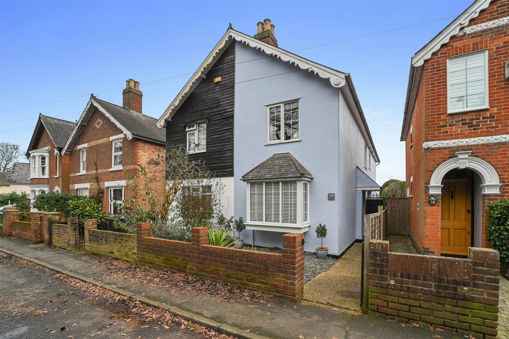 King Coel Road, Colchester 3 bed semi-detached house - £325,000