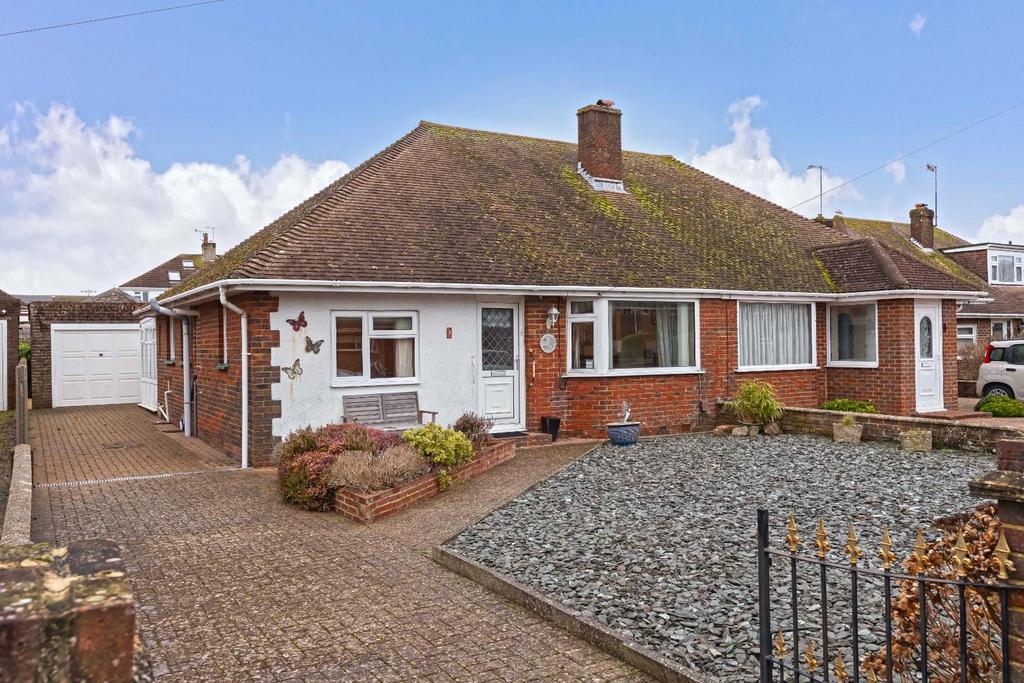 Rosecroft Close, Lancing 2 bed bungalow for sale - £400,000
