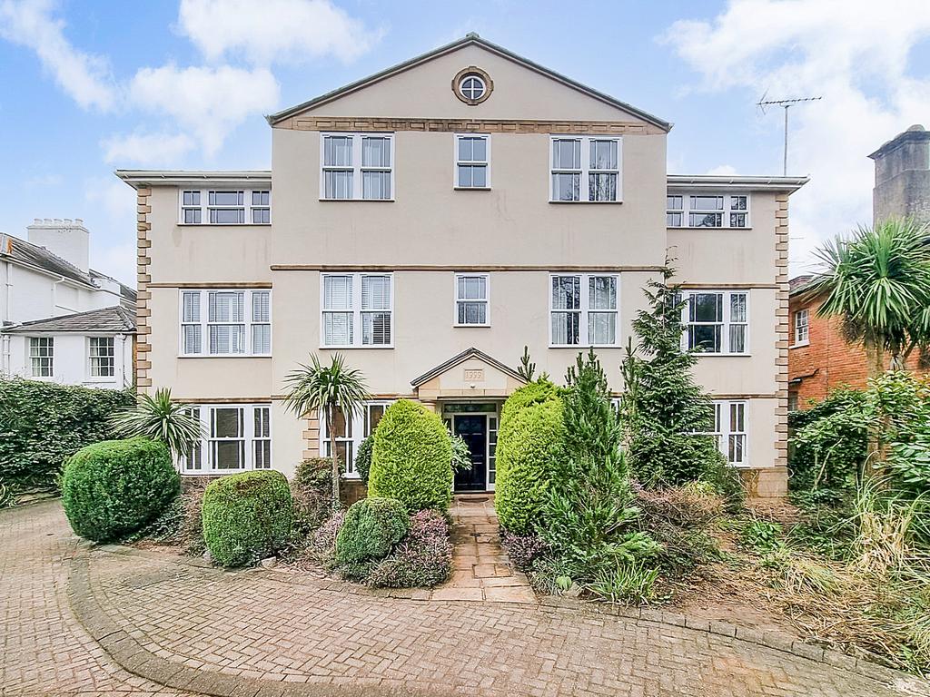 Remenham Hill, Remenham RG9 2 bed apartment for sale - £390,000