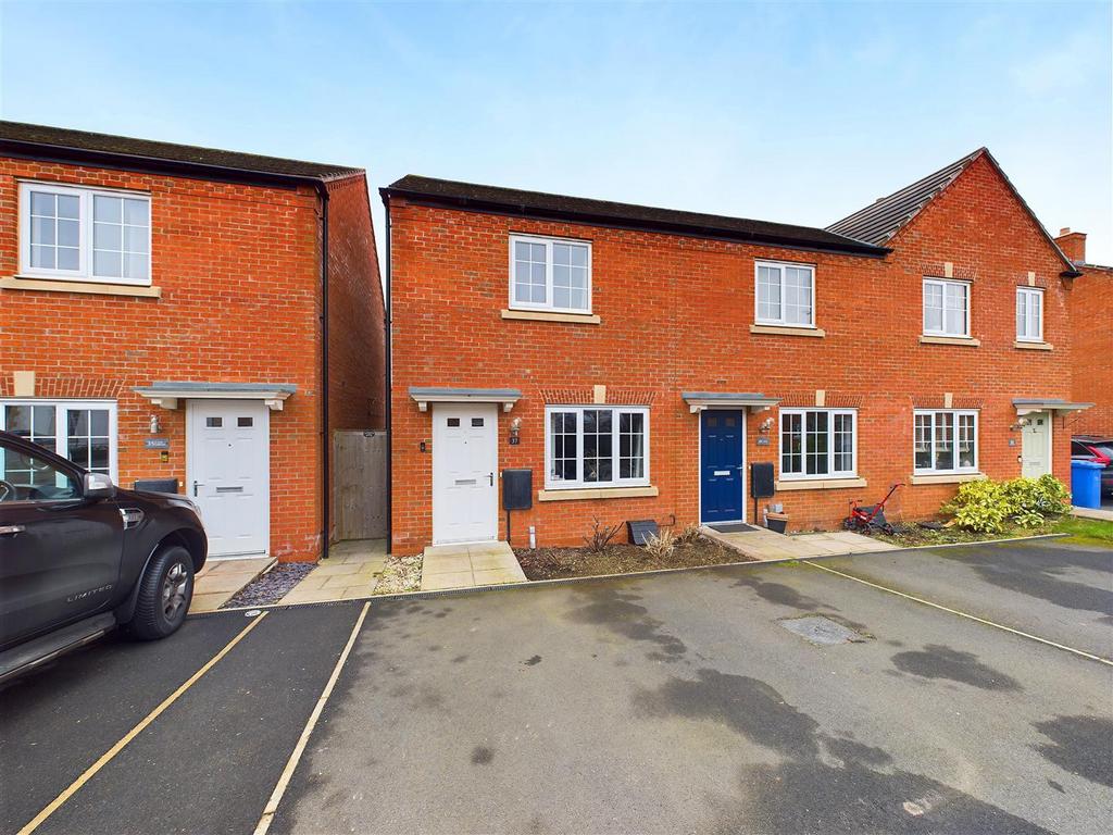 Tye Road, Fradley 2 bed end of terrace house for sale - £235,000