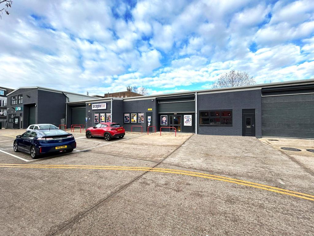 Craignish Avenue, Norbury SW16 Industrial park to rent