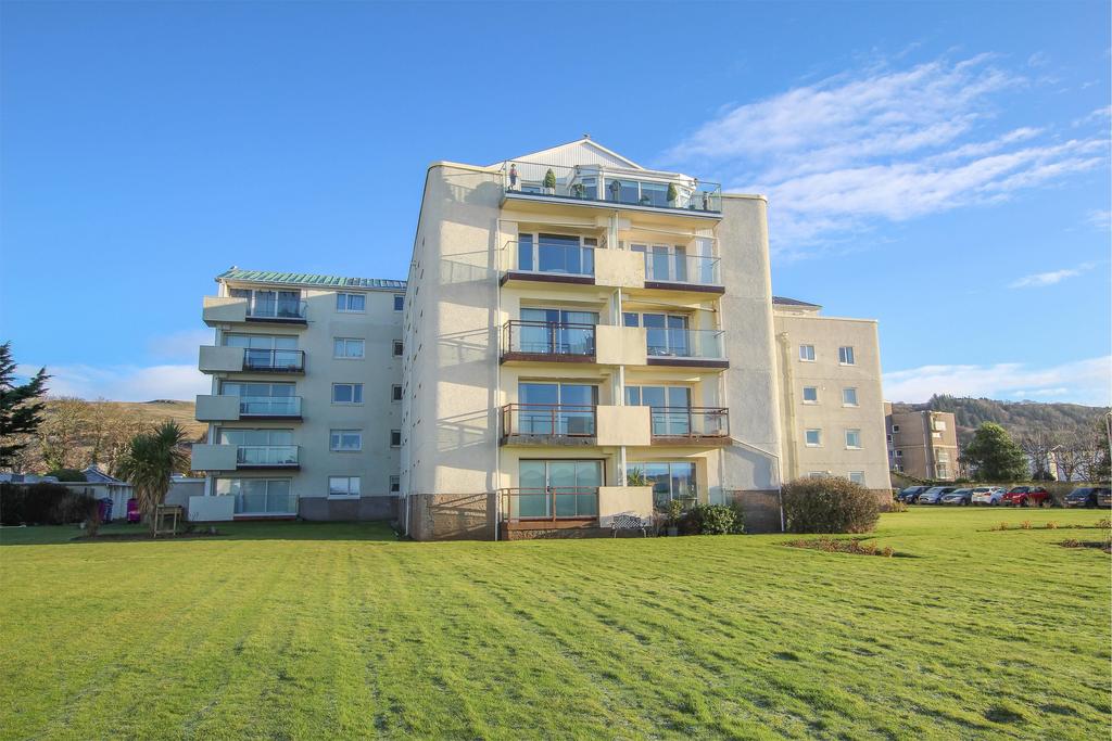 Castlebay Court, Largs KA30 3 bed ground floor flat - £195,000