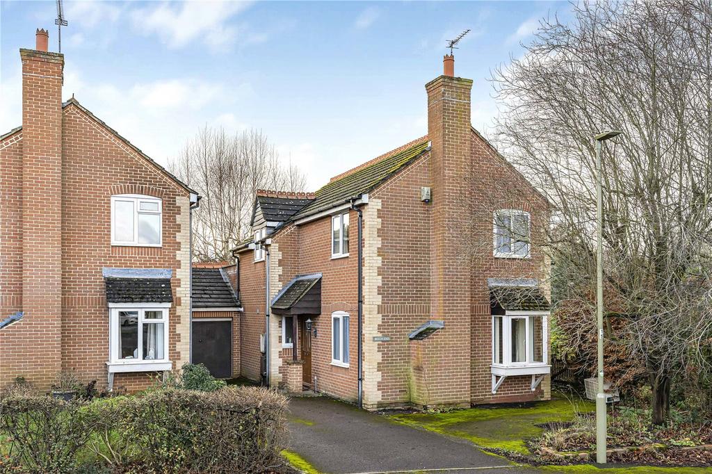 Heyford Hill Lane... 4 bed link detached house - £550,000
