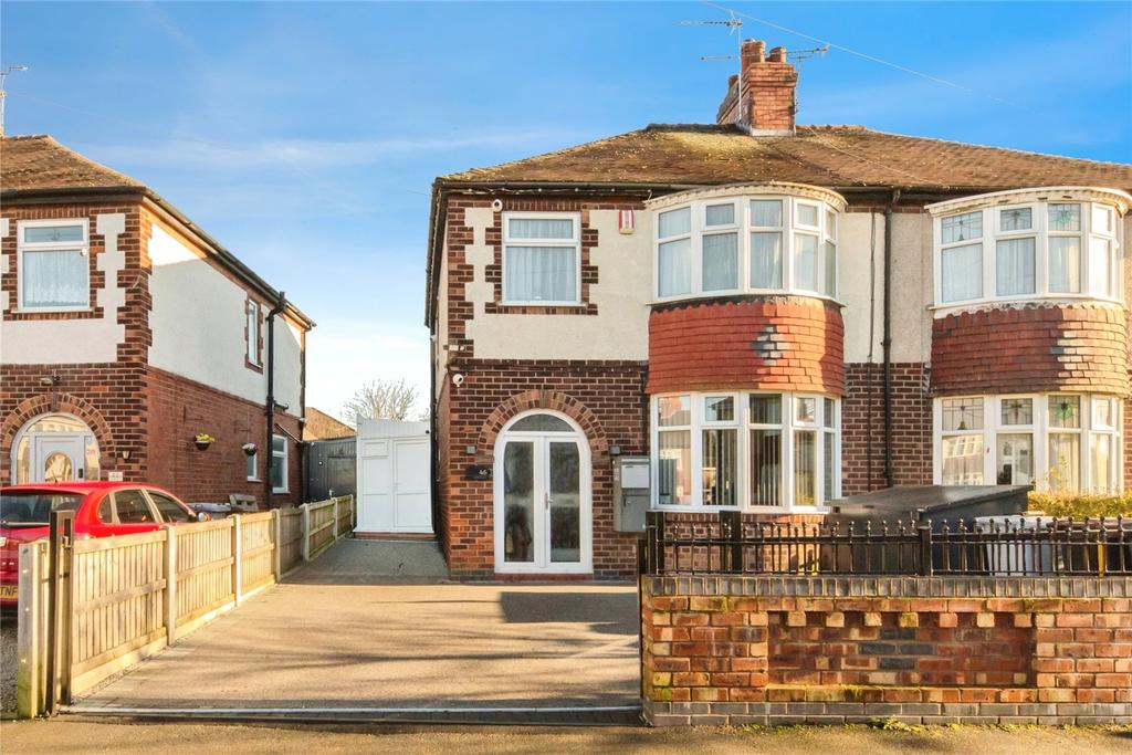 Greenway, Crewe, Cheshire, CW1 3 bed semi-detached house - £235,000