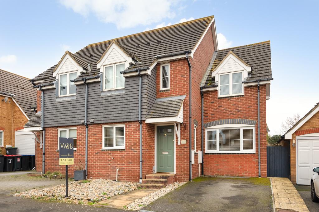 Royal Native Way, Whitstable 4 bed semi-detached house for sale - £400,000