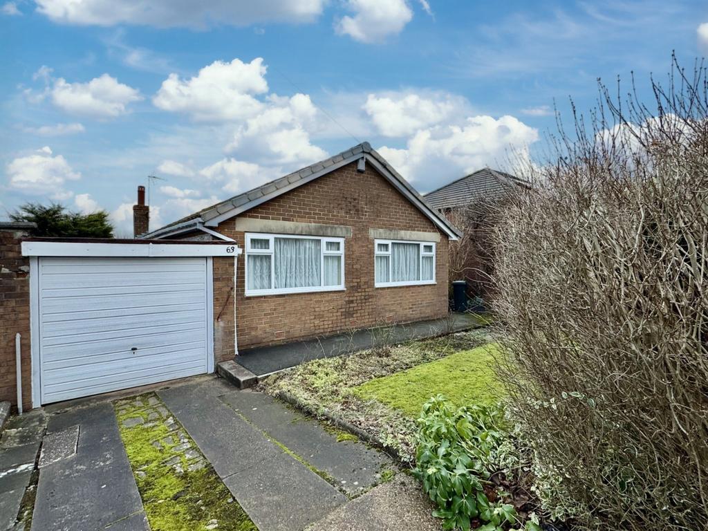 Scholes Lane, Scholes, Cleckheaton, BD19 3 bed bungalow for sale - £280,000