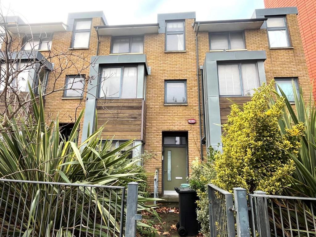 Parrock Street, Gravesend, DA12 4 bed terraced house - £375,000