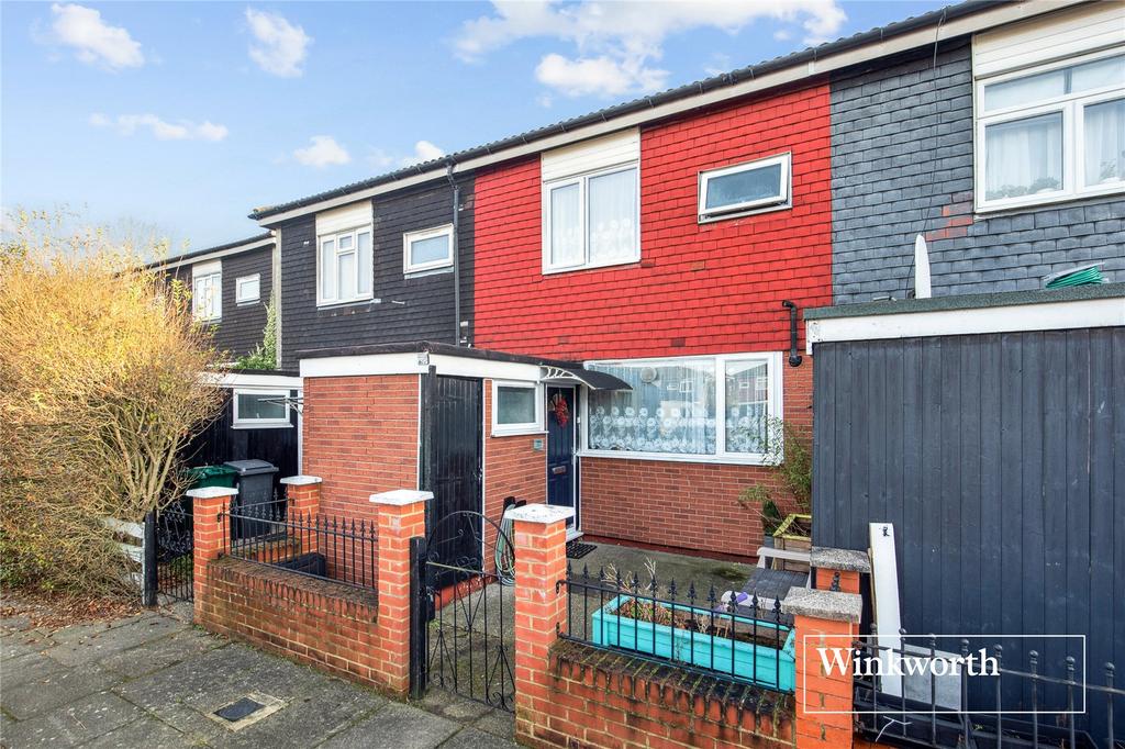 Crocus Field, Barnet, EN5 3 bed terraced house - £390,000