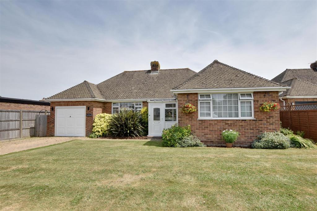 The Orchard, Broad Oak, Rye 3 bed detached bungalow for sale - £425,000