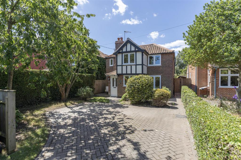 Covert Road, Southwold IP18 3 bed detached house for sale - £485,000