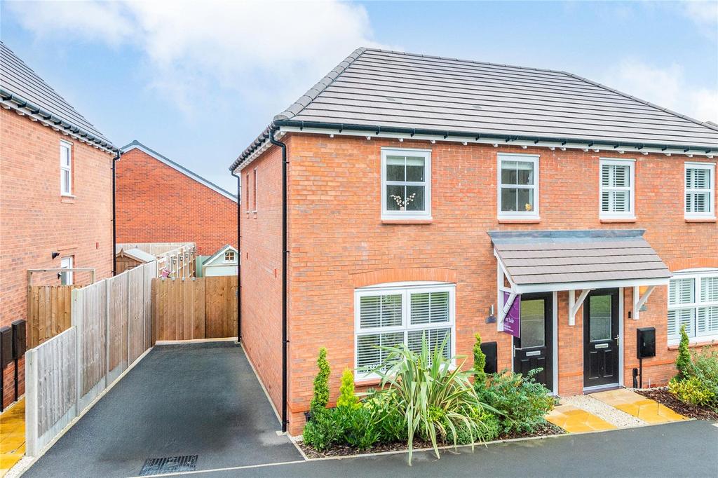 Jackson Drive, Doseley, Telford... 3 bed semi-detached house - £265,000