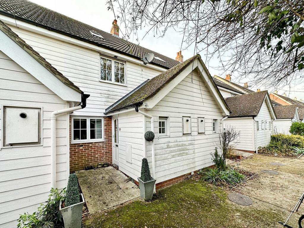 Chelmsford Road, Leaden Roding... 3 bed terraced house for sale - £367,000