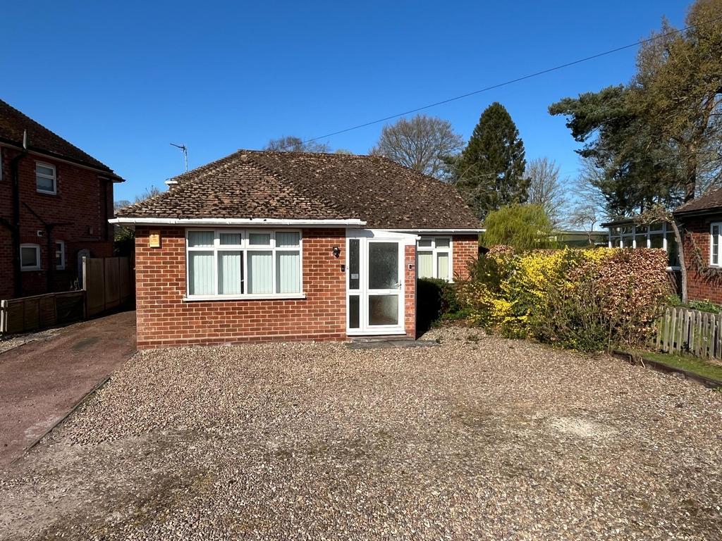 Caistor Road, Market Rasen, LN8 2 bed detached bungalow for sale - £265,000