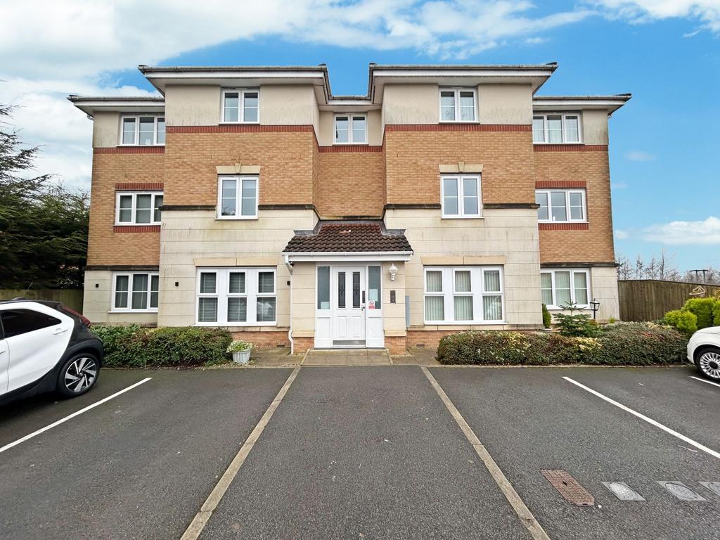 Holmecroft Chase, Westhoughton, BL5 2 bed apartment for sale - £110,000