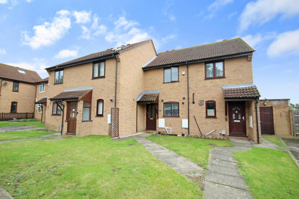 Lyric Drive, Greenford, Middlesex UB6 2 bed terraced house for sale - £ ...