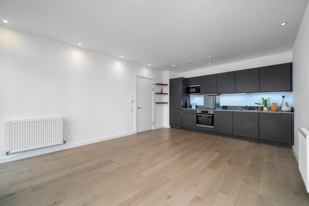 Constance Court, Battersea SW11 1 bed apartment for sale - £500,000