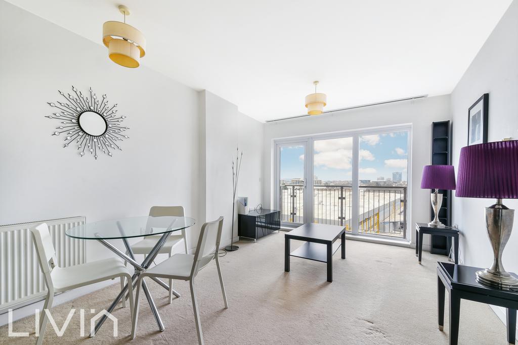 Peebles Court, Croydon CR0 1 bed flat - £200,000