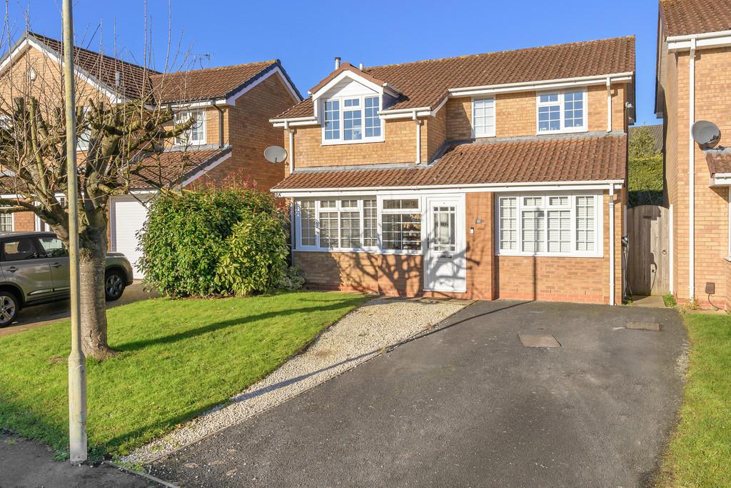 Beechfields Way, Newport 4 bed detached house - £400,000