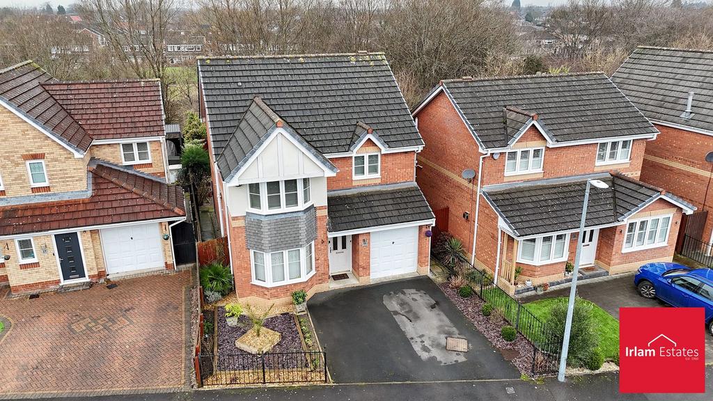 Townsgate Way, Irlam, M44 4 bed detached house - £399,995
