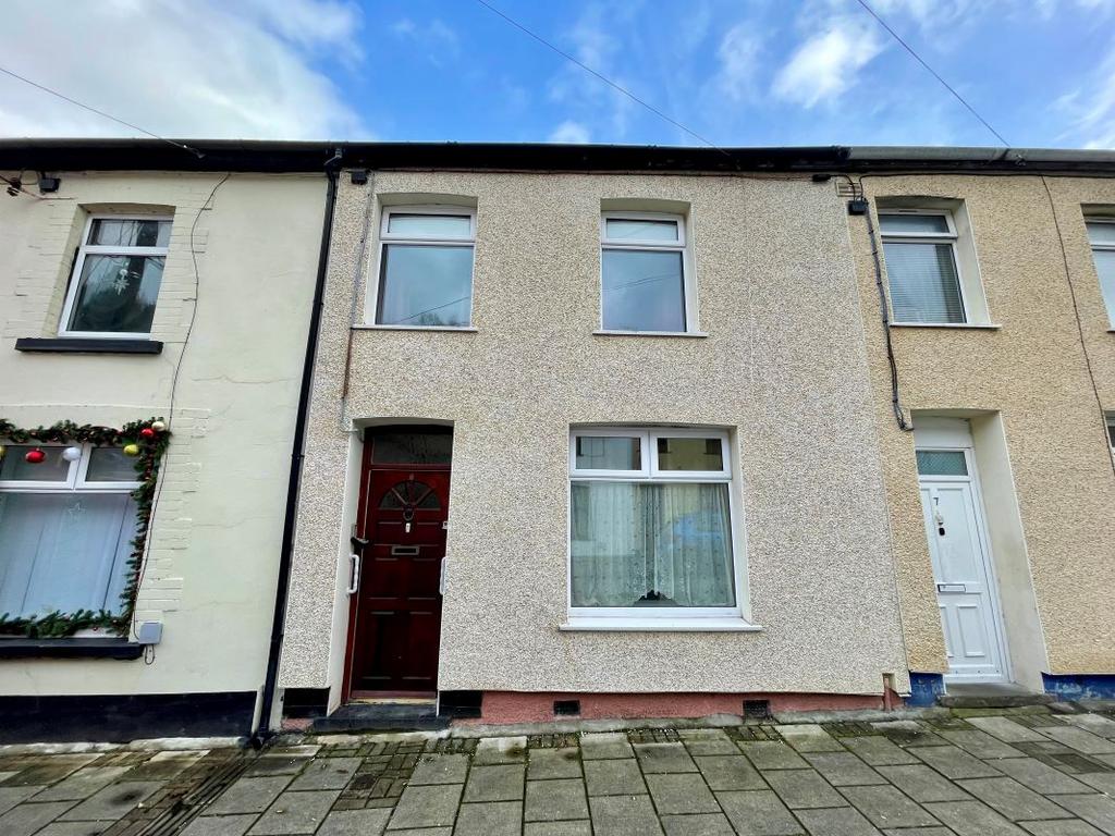 Woodland Road, Ferndale CF43 3 bed terraced house - £1