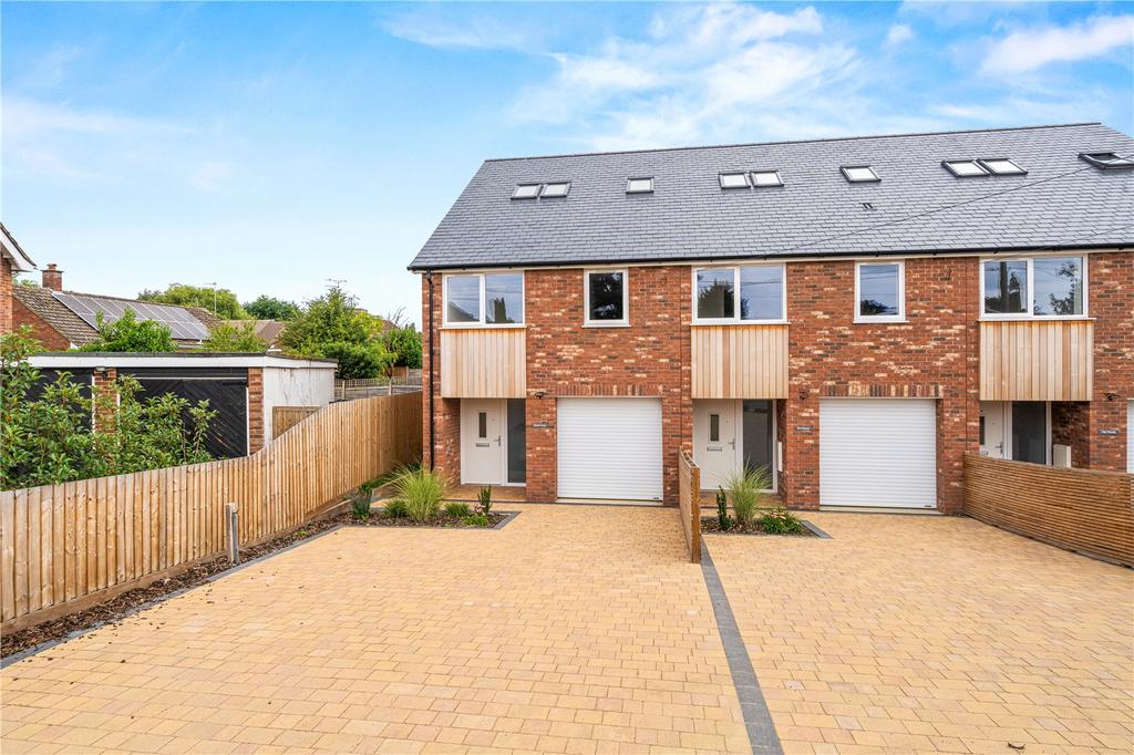 Chelmondiston, Ipswich, Suffolk, IP9 4 bed townhouse for sale - £425,000