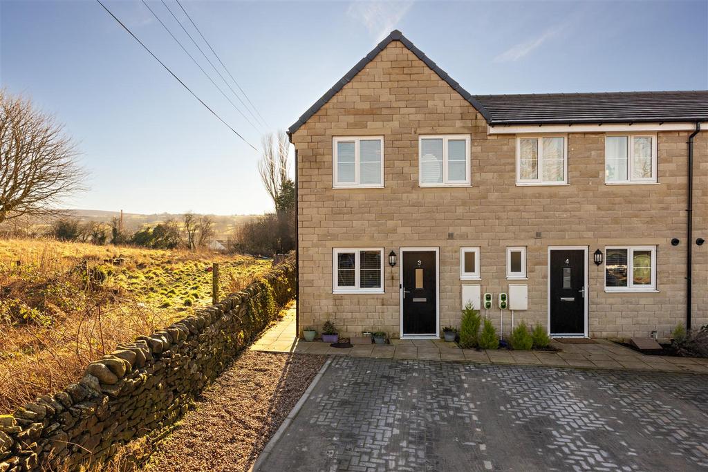 3 Duke Street, Bentham 2 bed end of terrace house - £110,500