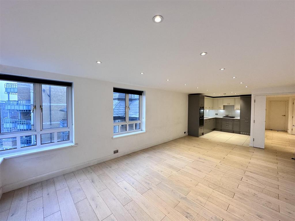 Admiral Walk, London W9 2 bed flat for sale - £625,000