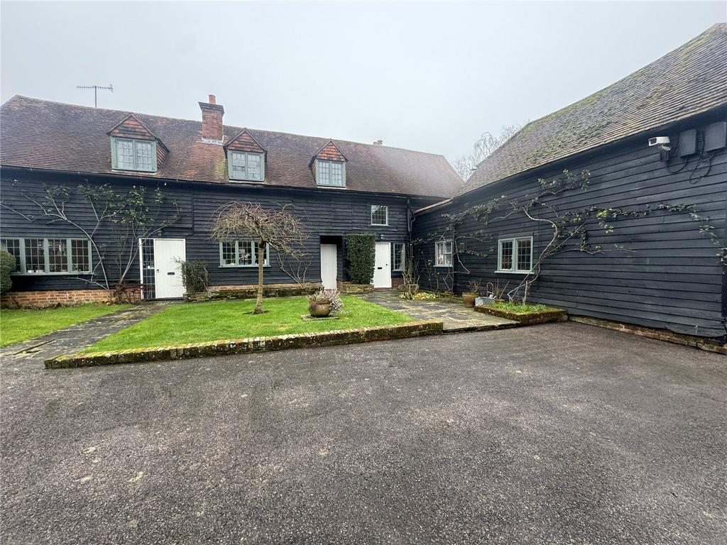 Dean Oak Lane, Leigh, Reigate... 2 bed semi-detached house - £1,400 pcm ...