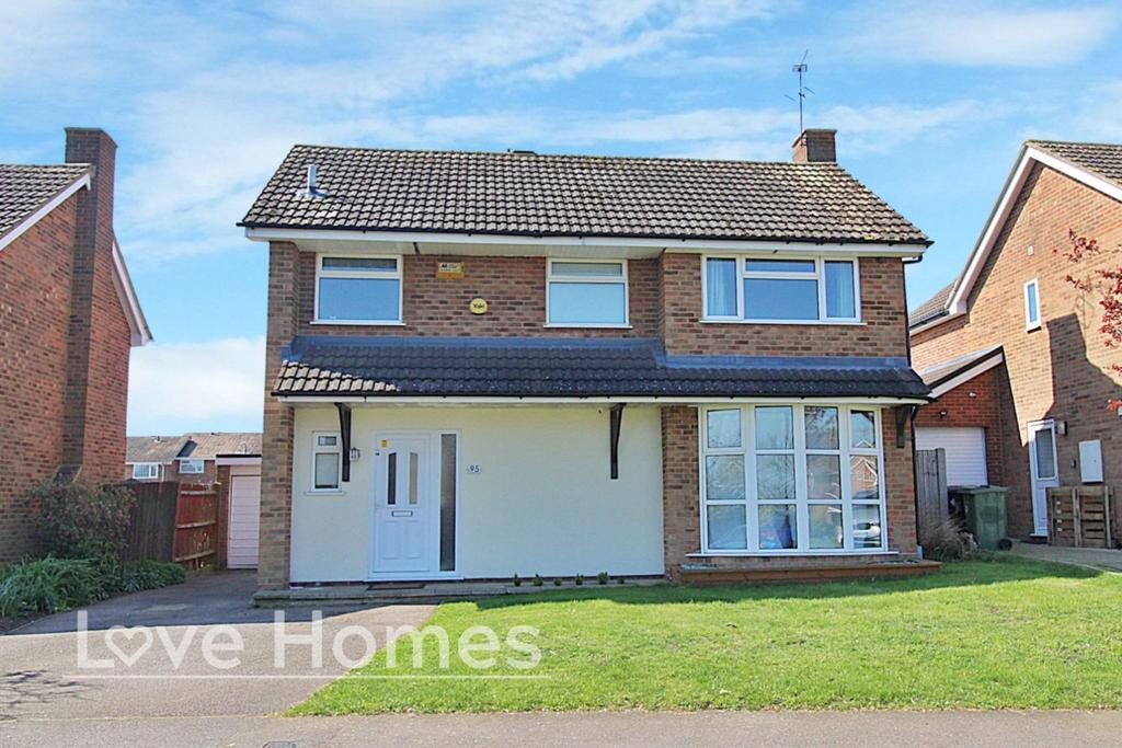 Bluebell Close, Flitwick 3 bed detached house - £425,000