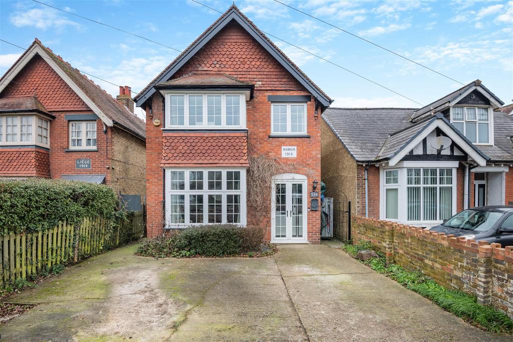 Loose Road, Maidstone 4 bed detached house for sale - £500,000