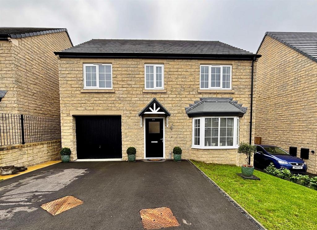 Winder Way, Micklefield, Leeds 4 bed detached house - £425,000