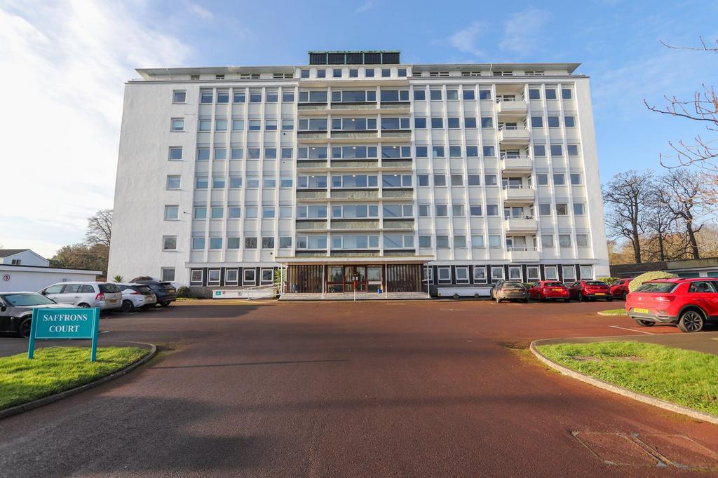 Compton Place Road, Eastbourne, BN21 3 bed flat for sale - £475,000