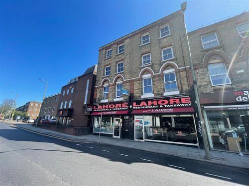 London NW4 Studio - £1,050 pcm (£242 pw)