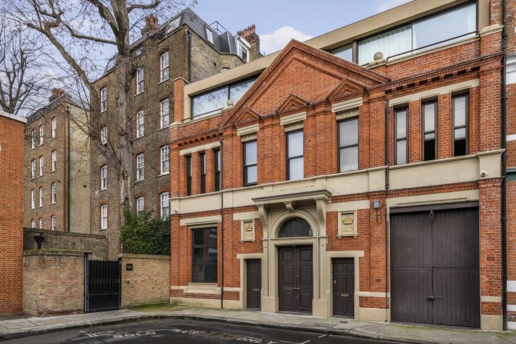 Avonmore Road, London W14 1 bed flat - £1,989 pcm (£459 pw)