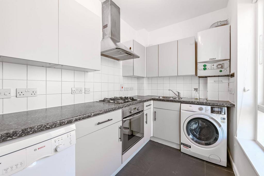 Wick Road, Hackney, London, E9 1 bed flat - £1,850 pcm (£427 pw)