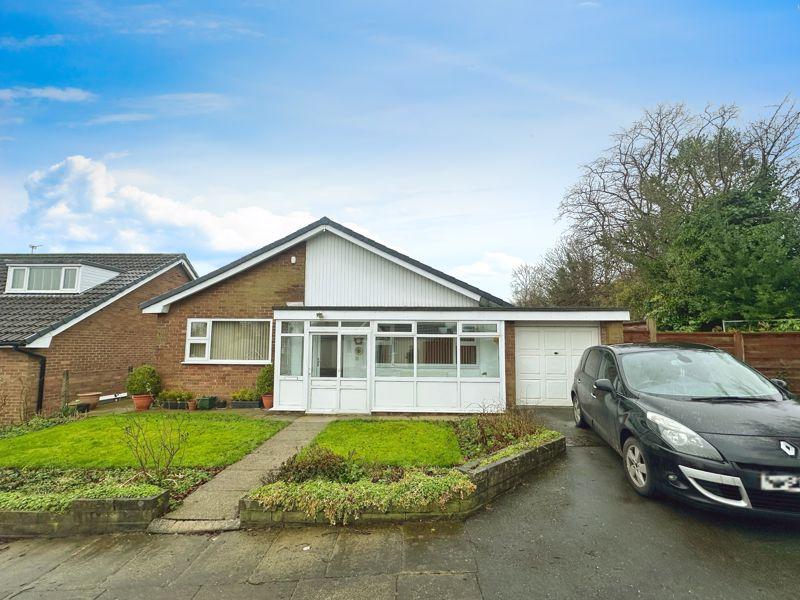 High Bank Road, Bury 3 bed detached bungalow - £400,000