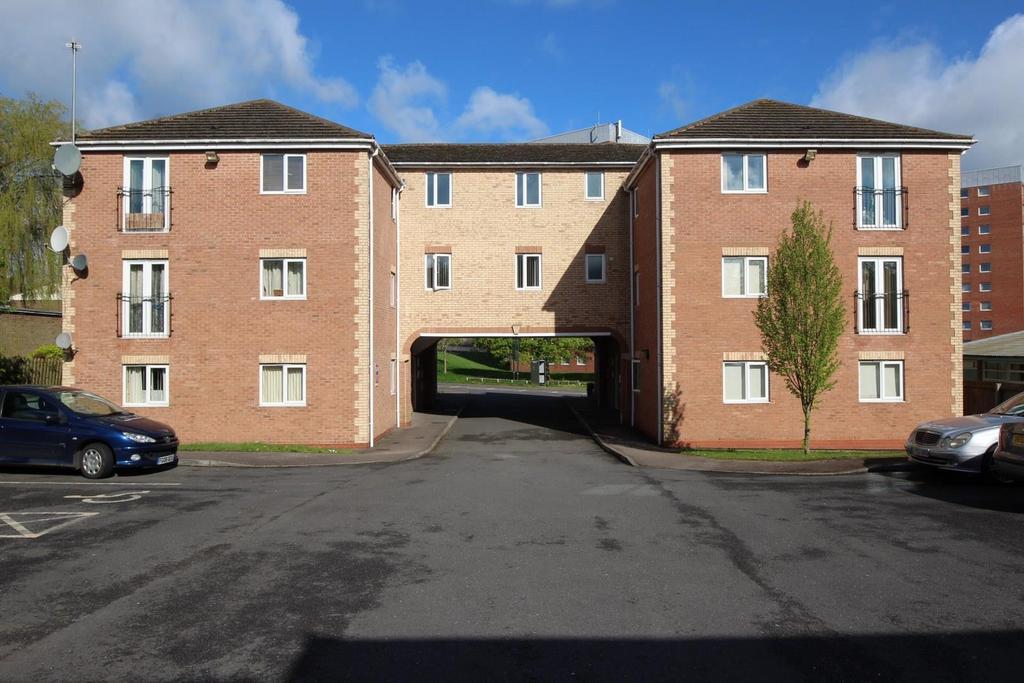 Oliver Street, Rugby 2 bed flat for sale - £110,000