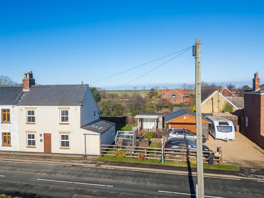 Our Cottage, Main Road, Skeffling, HULL 3 bed cottage - £245,000
