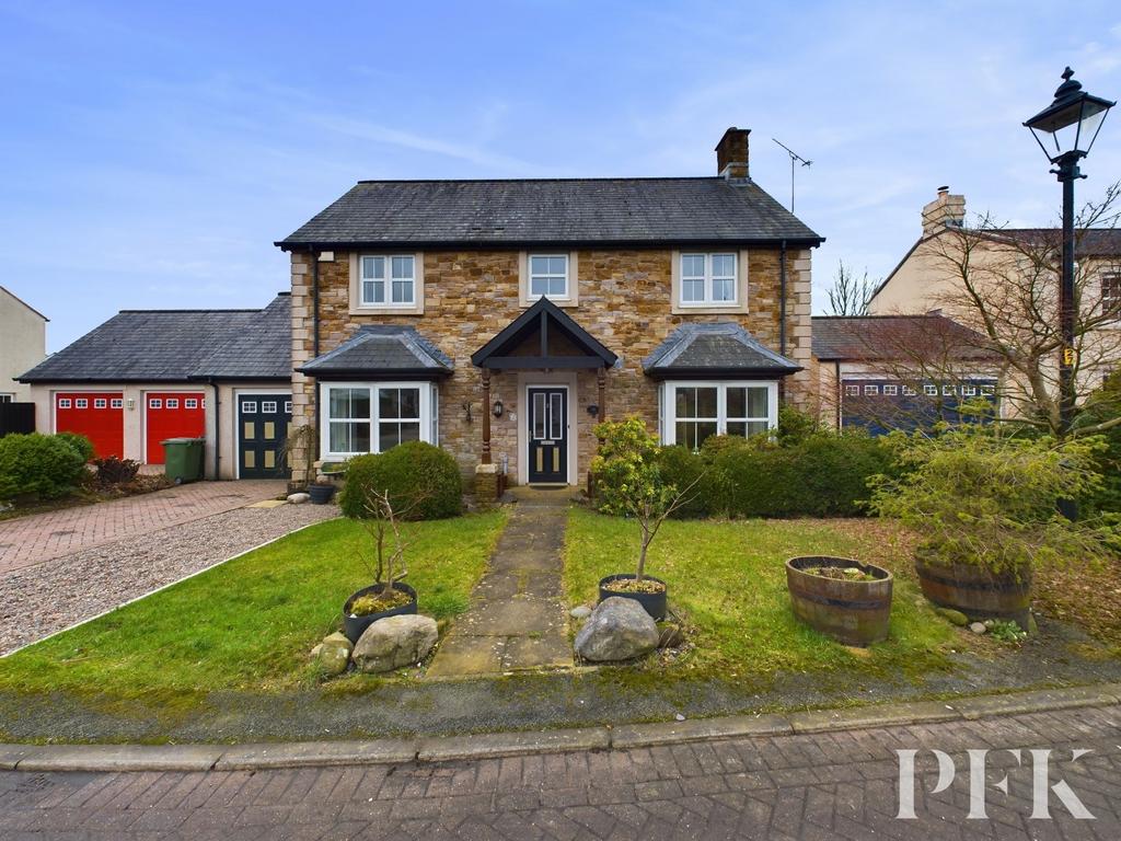 Rook Farm Close, Cockermouth CA13 4 bed detached house - £369,000