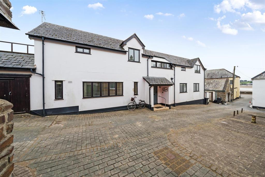 Bridge Lane, Instow, Bideford 5 bed detached house for sale - £519,950