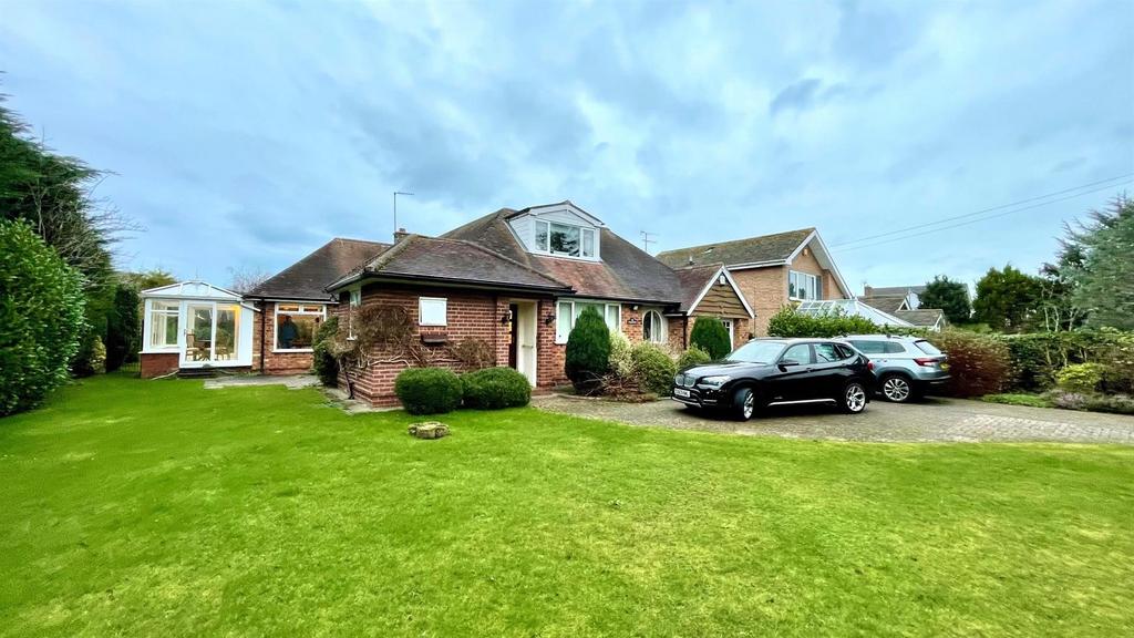 Digby Road, Rhos On Sea, Colwyn Bay 3 bed detached bungalow for sale ...